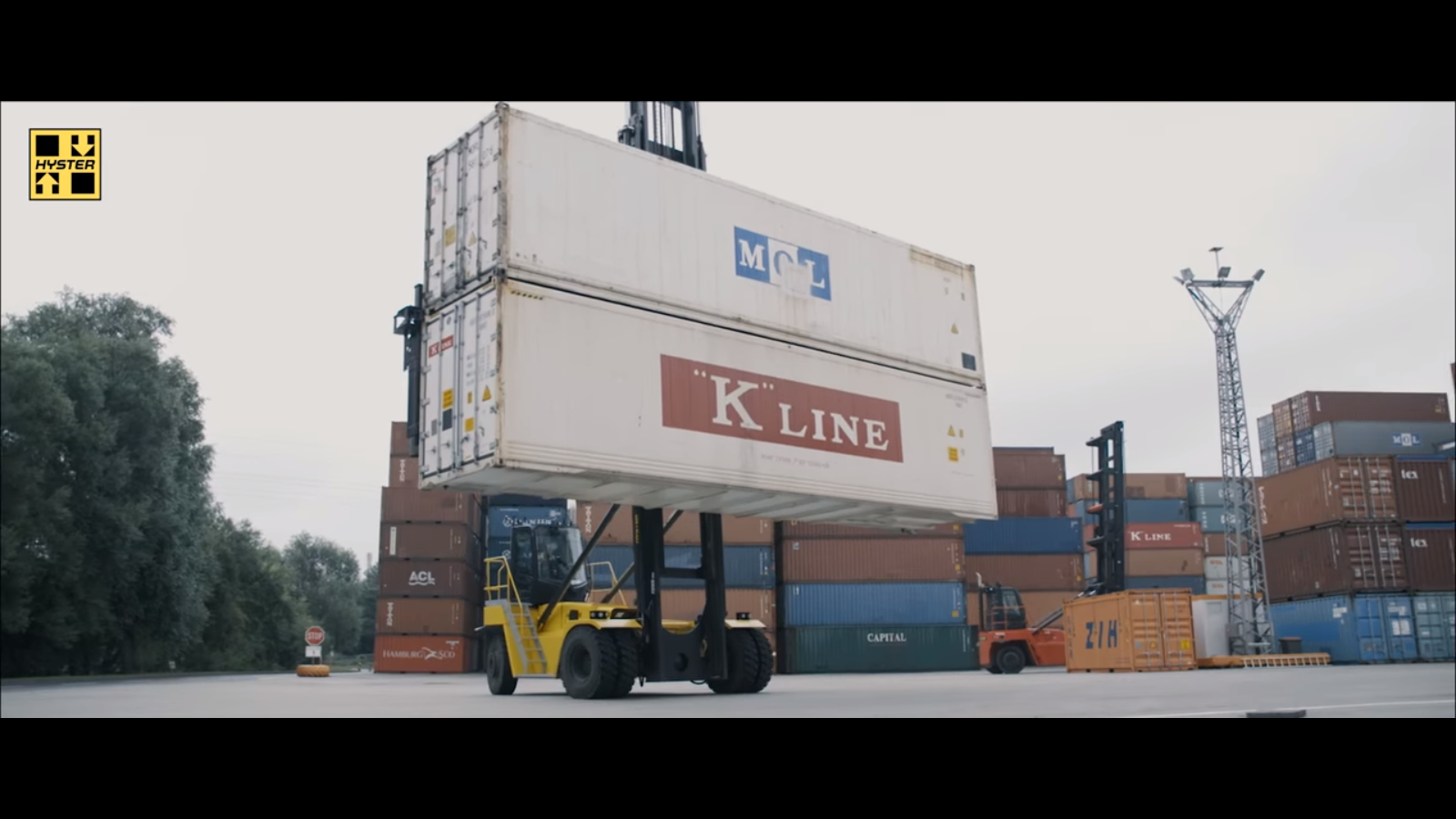Hyster container handlers in Hamburg | Industrial Vehicle Technology ...