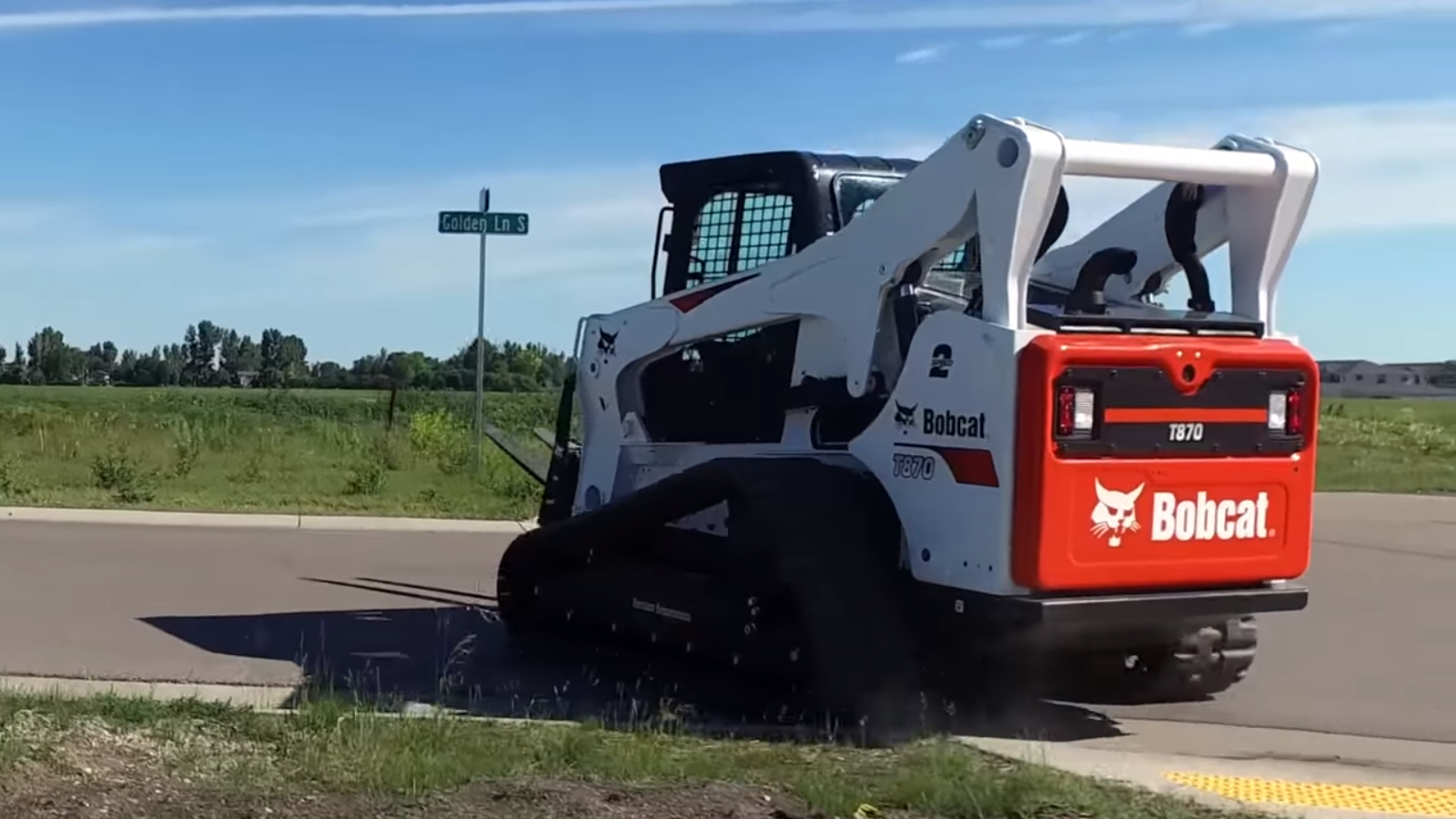 The capabilities of the Bobcat's T870 torsion suspension | Industrial ...