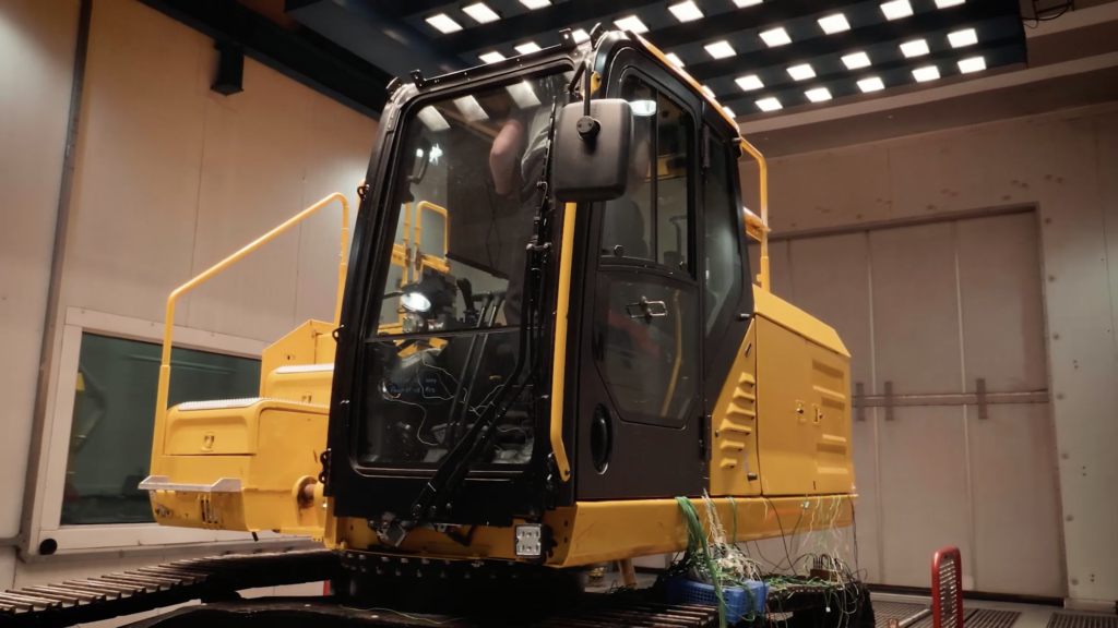 Extreme testing of JCB's X Series | Industrial Vehicle Technology ...