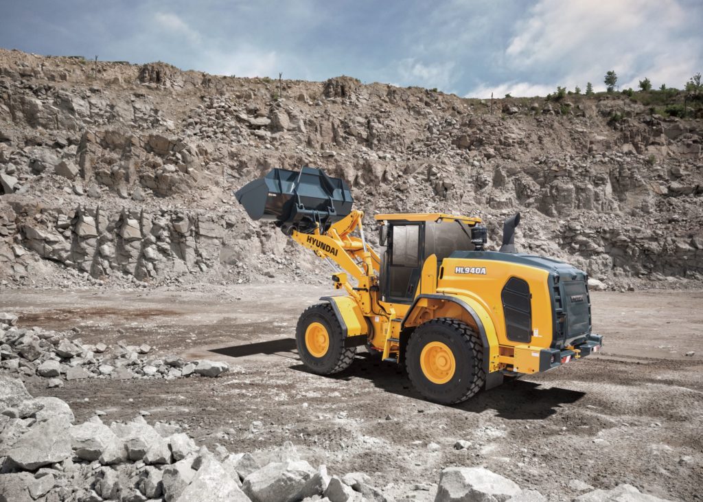 Hyundai unveils new wheel loader series | Industrial Vehicle Technology ...