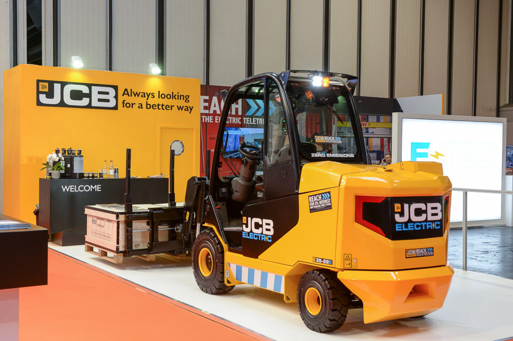 JCB presents new Teletruk at IMHX | Industrial Vehicle Technology ...