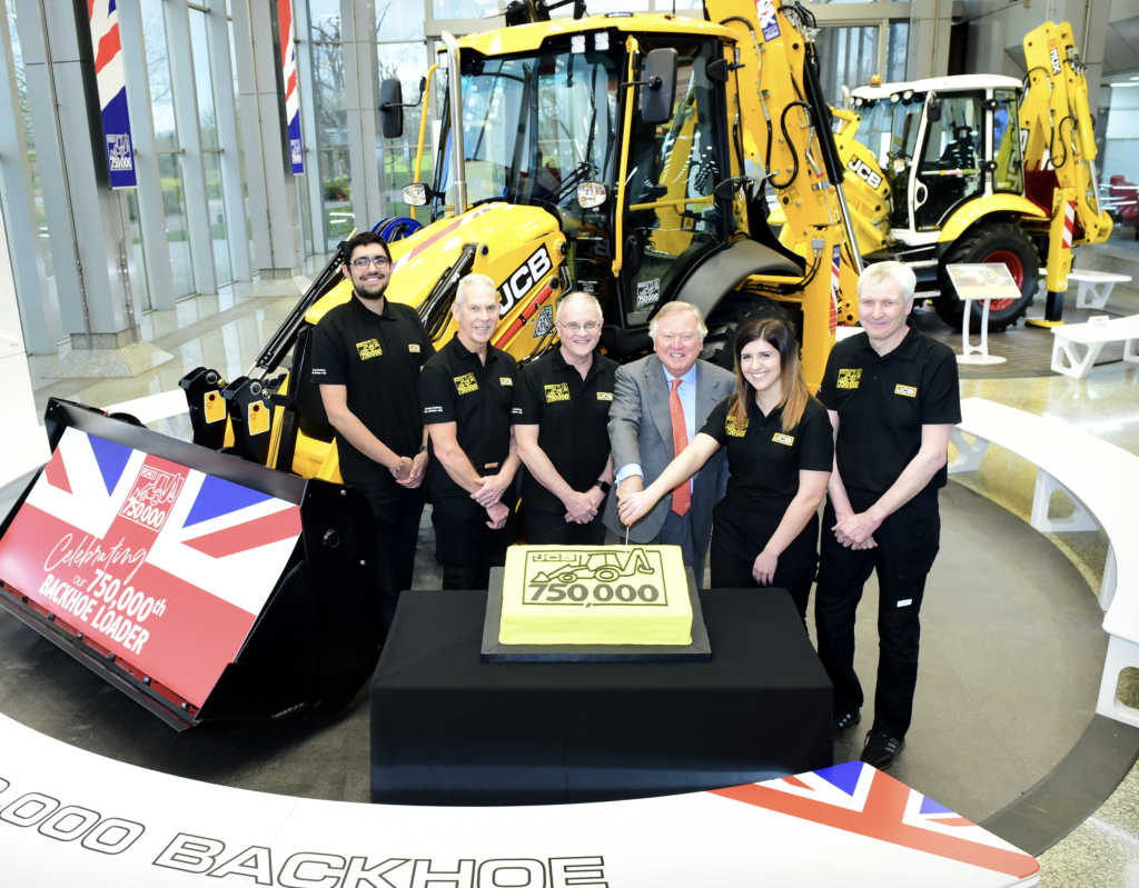 750,000th backhoe rolls off JCB production line | Industrial Vehicle ...