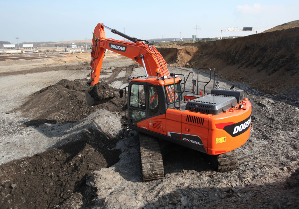 Doosan crawler excavators land award double | Industrial Vehicle ... Doosan crawler excavators land award double | Industrial Vehicle ...