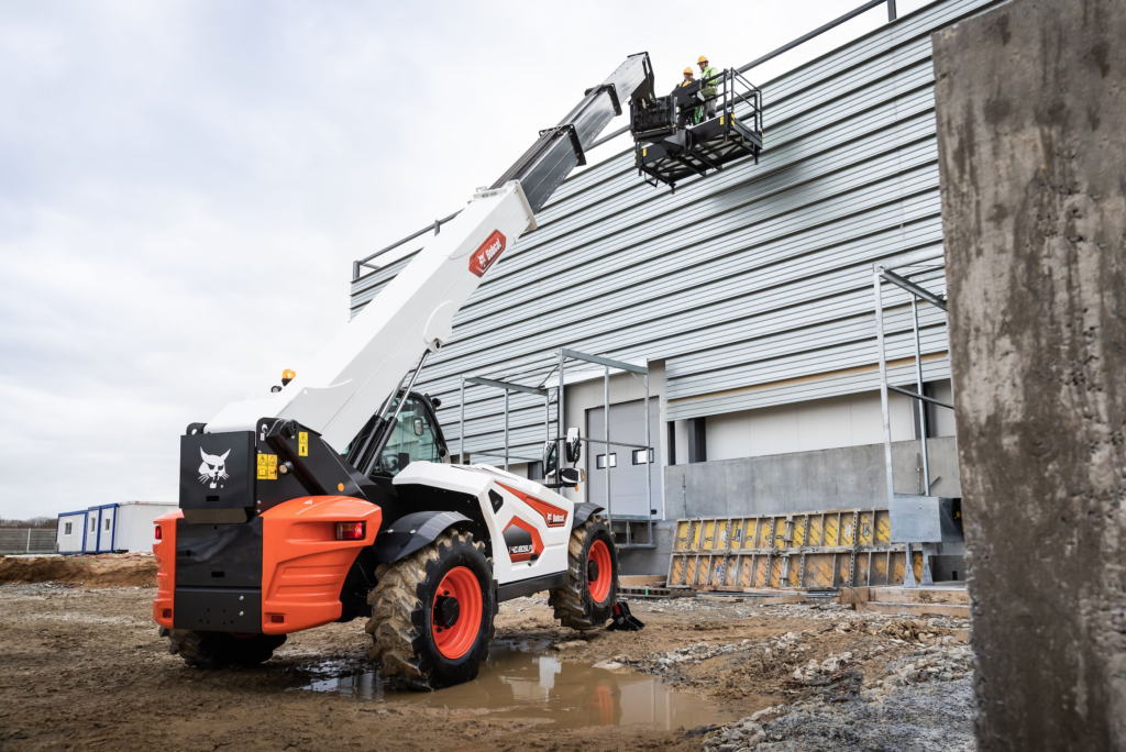 Bobcat offers new Stage V telehandlers and compact track loaders ...