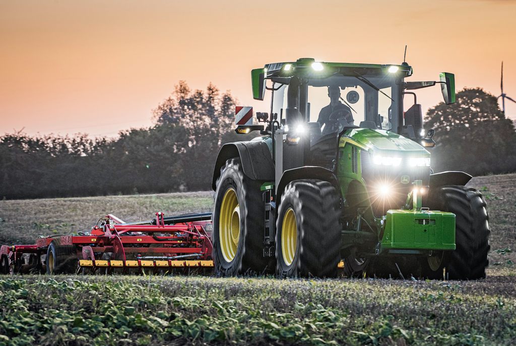 John Deere 7R series gets major upgrade | Industrial Vehicle Technology ...