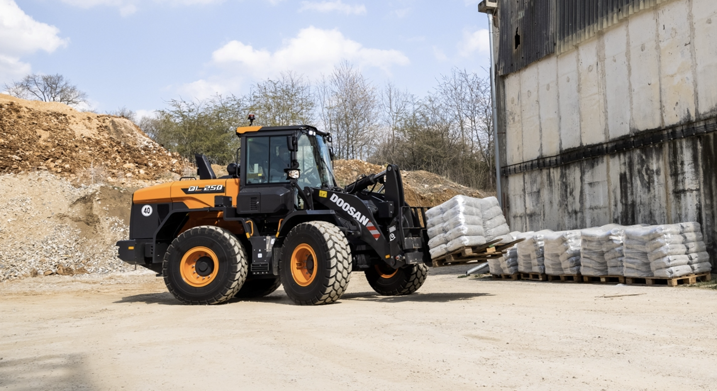 Doosan continues roll-out of award-winning wheel loaders | Industrial ...