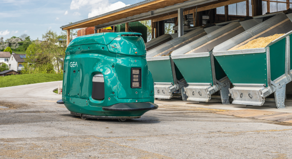 New autonomous machines launched ahead of EuroTier | Industrial Vehicle ...