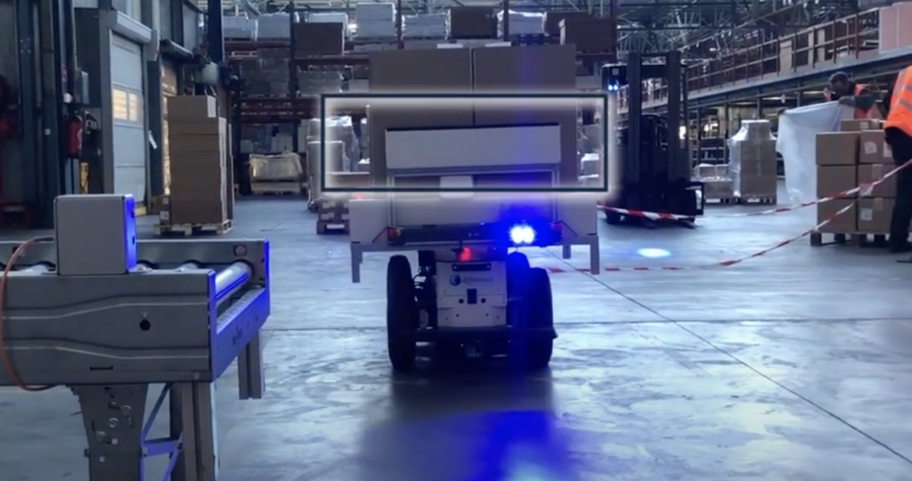 VIDEO: New Effidence robots in action | Industrial Vehicle Technology ...